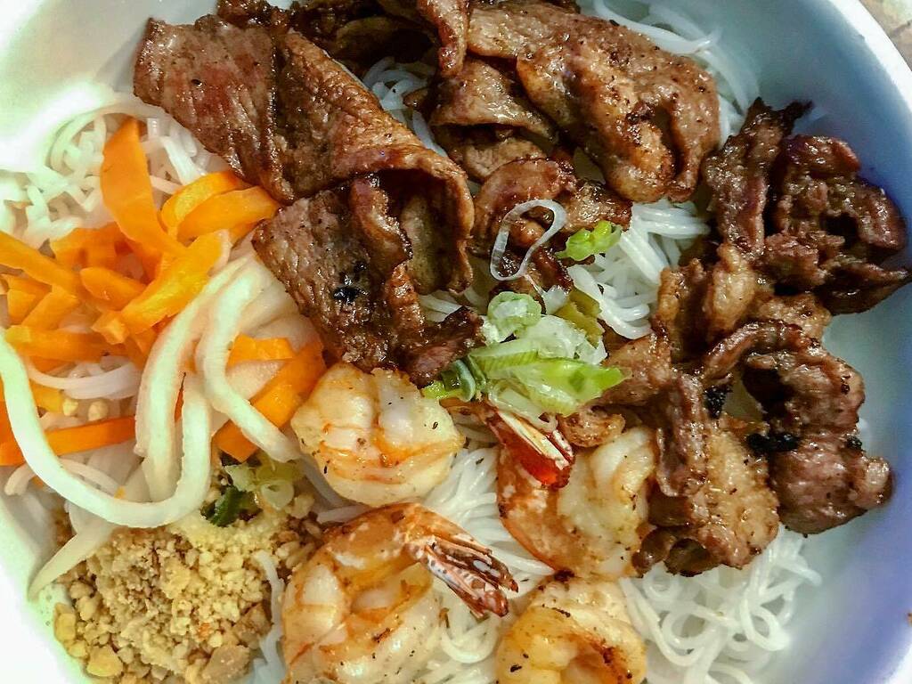 16 Best Vietnamese Restaurants in Chicago for Pho, Banh Mi and More