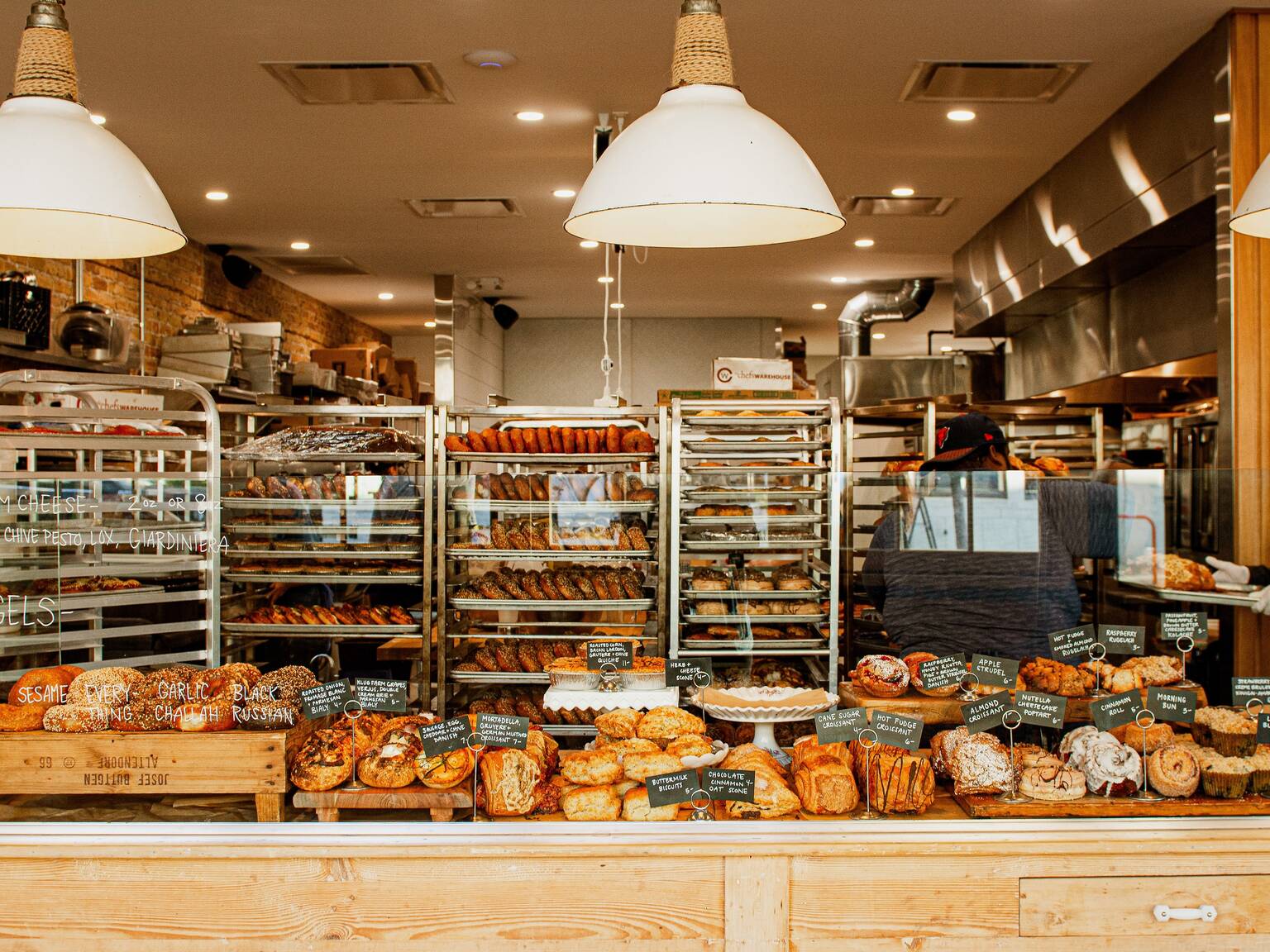 32 Amazing Bakeries in Chicago for Cakes, Pastries and Coffee