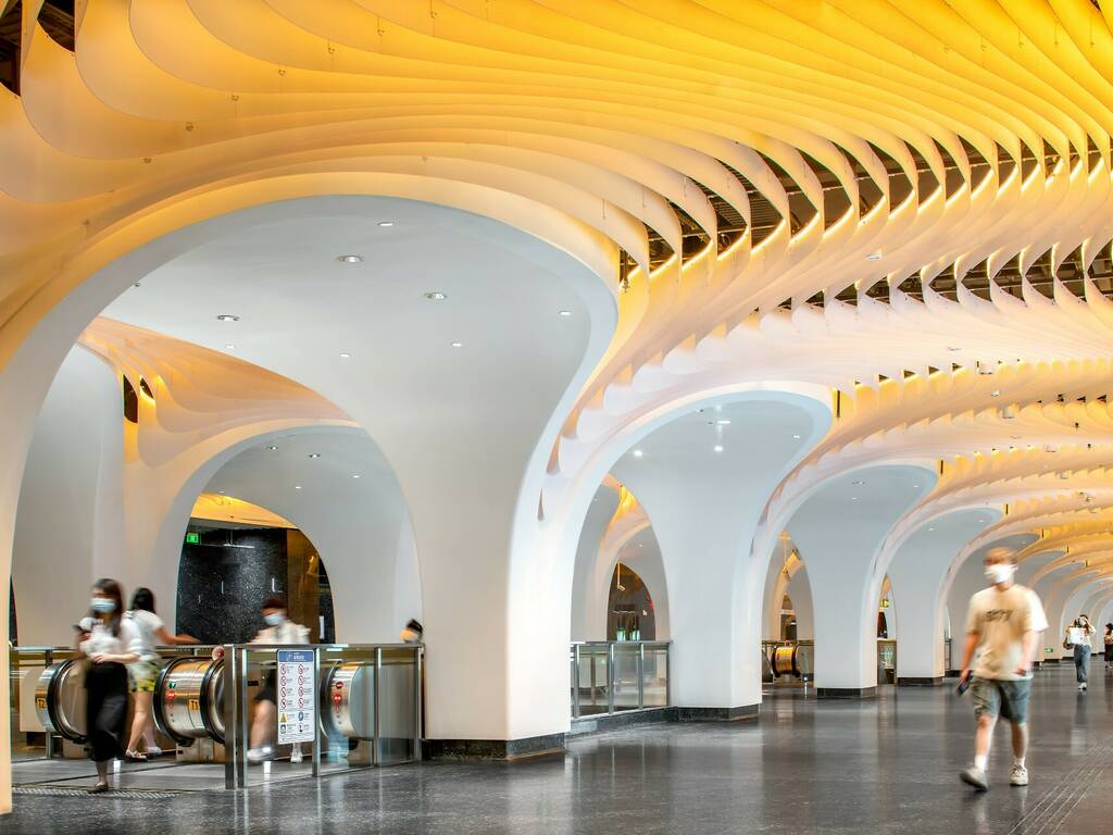 19 Cities With the World’s Best Public Transport, According to Locals