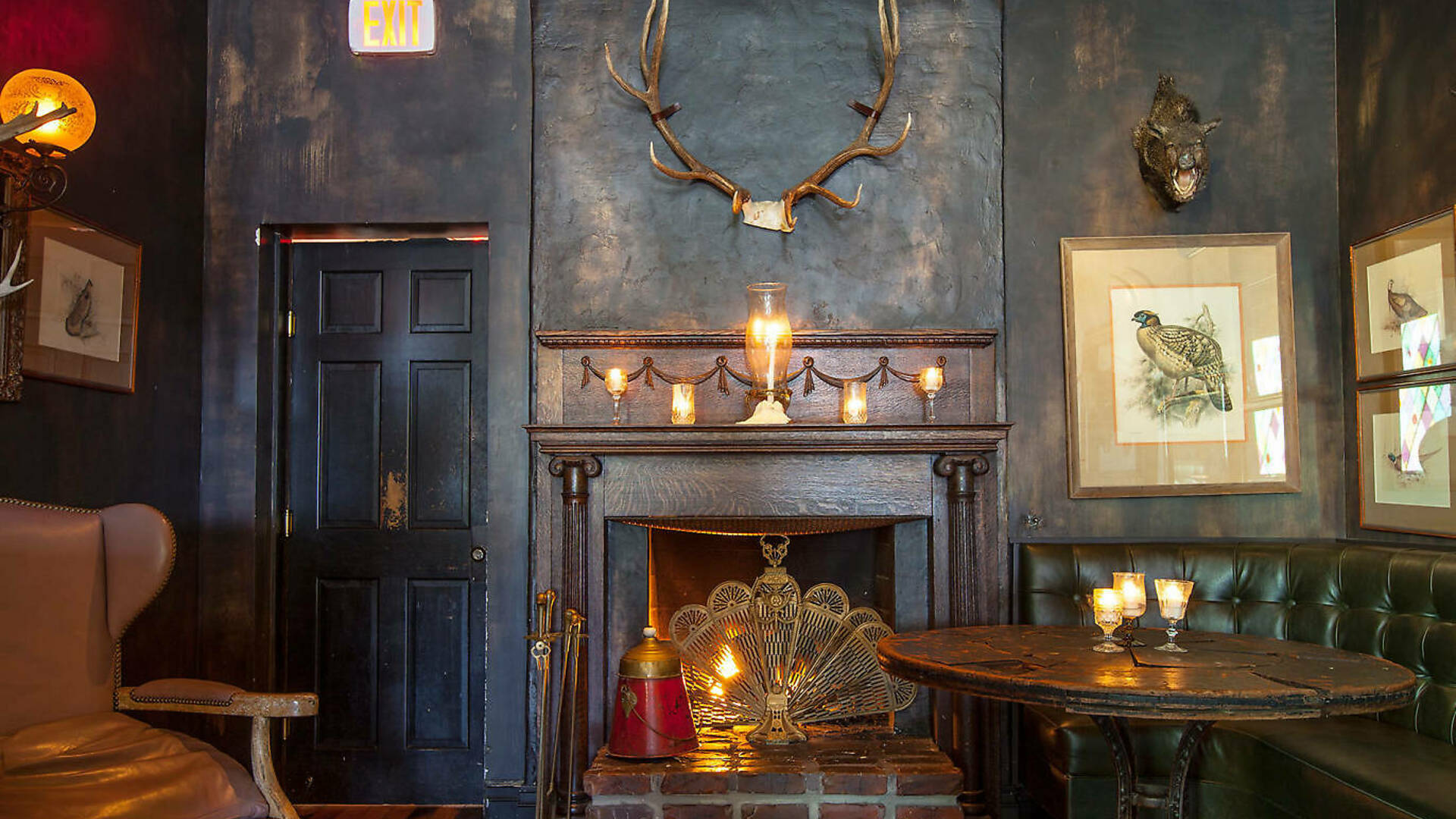 Settle in at the 16 Coziest Restaurants and Bars in L.A.