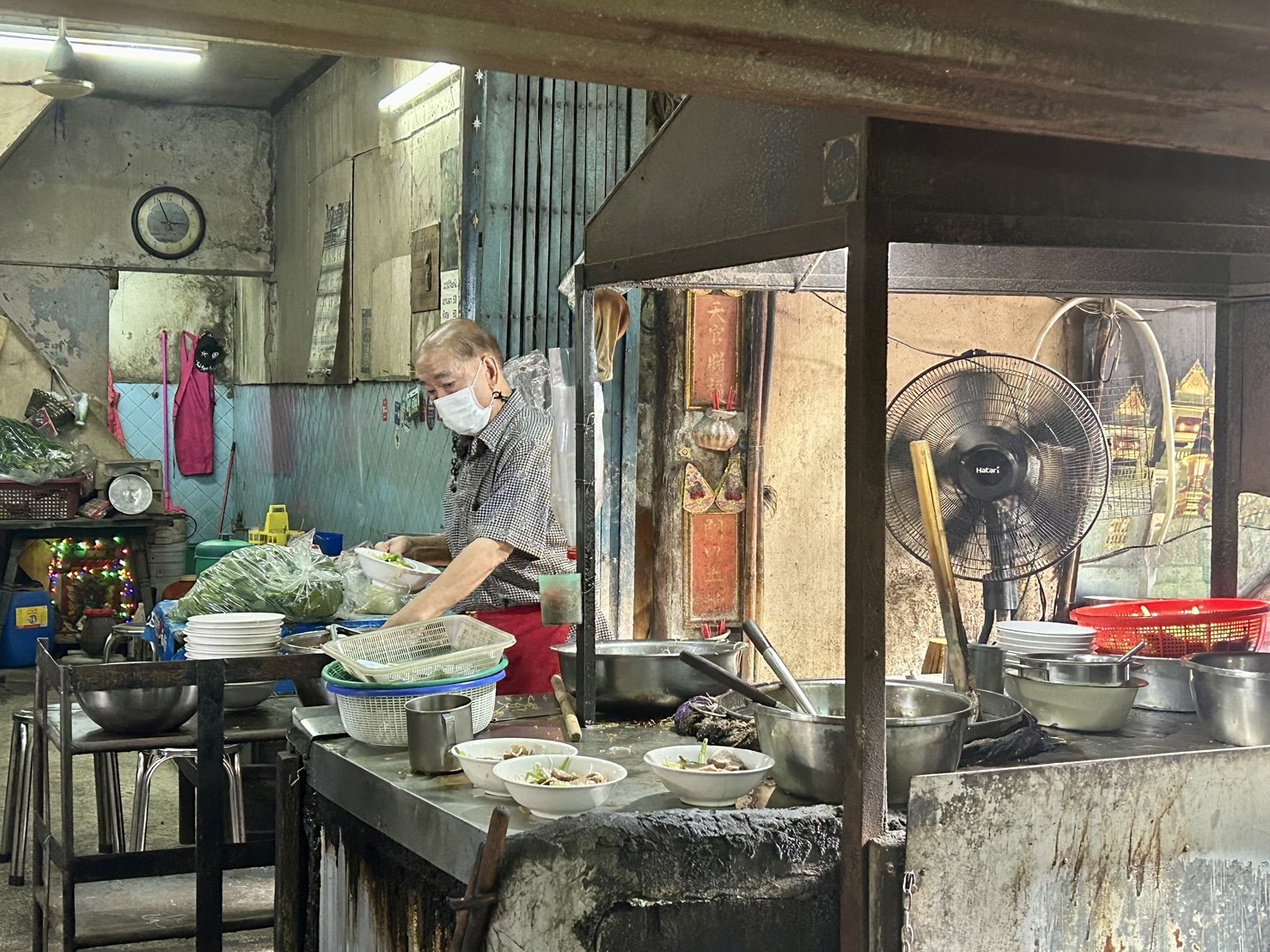 Bamee Jabkang | Restaurants in Yaowarat, Bangkok