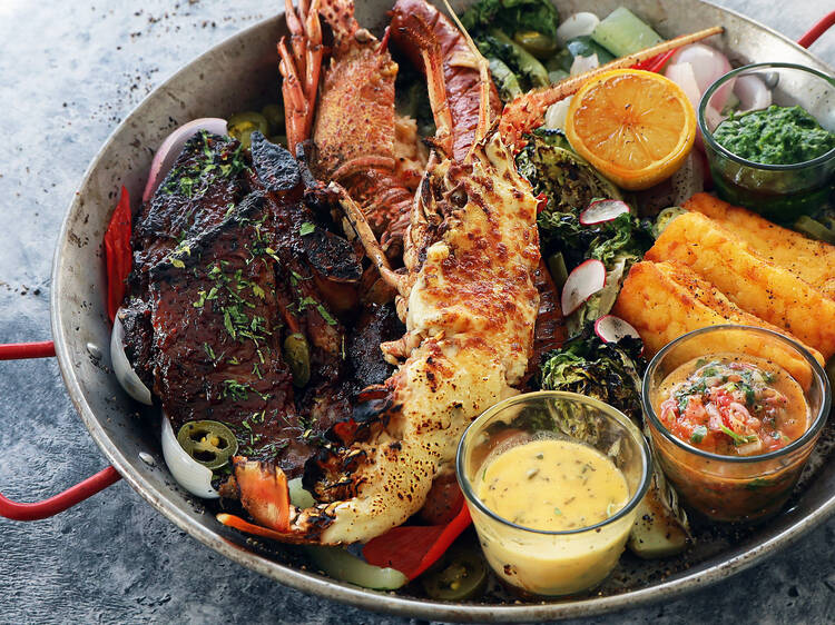 Best Christmas Dinners To Feast On In Singapore This Festive Season