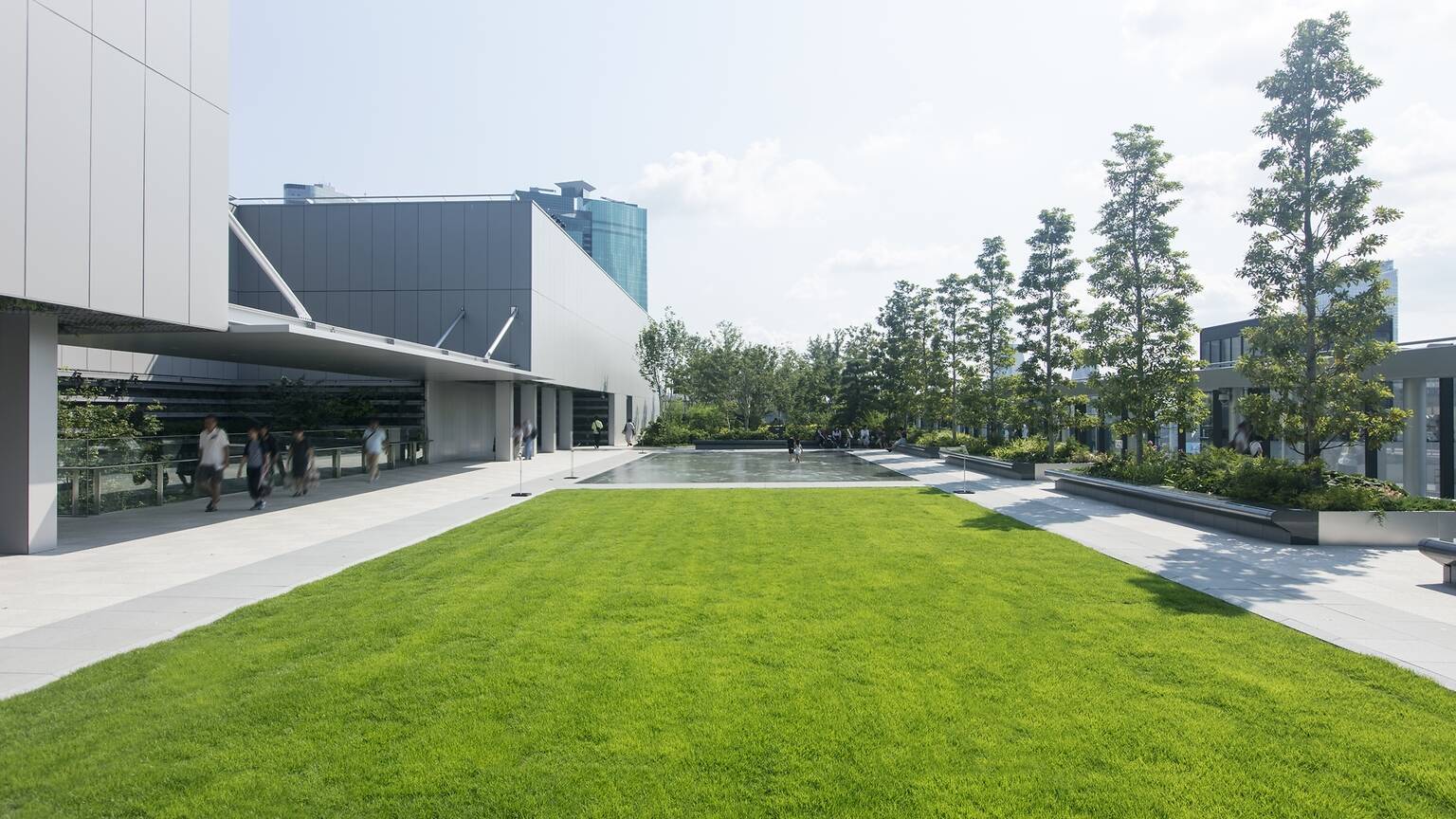 10 most scenic rooftop gardens to relax in Tokyo