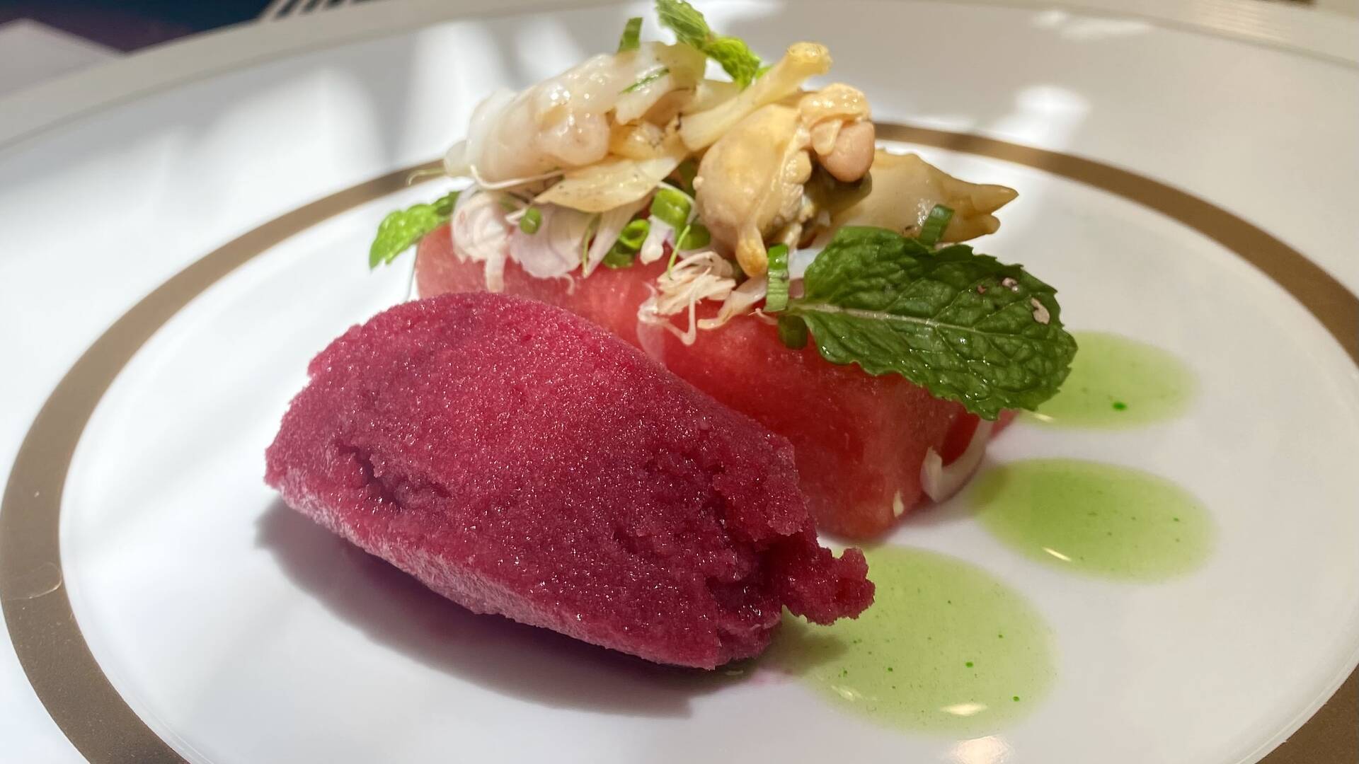 Royal Osha | Restaurants in Phloen Chit, Bangkok