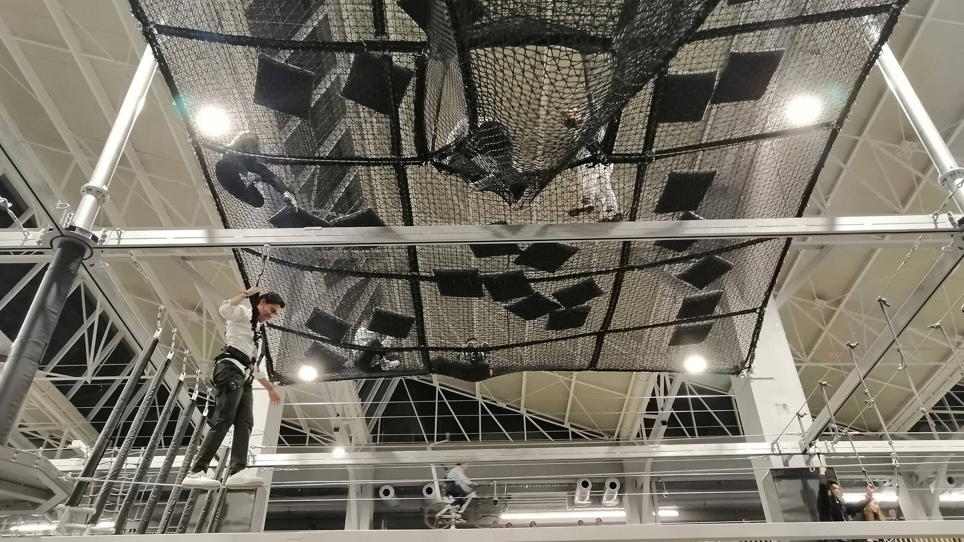 Kinezis, el centro deportivo y de entretenimiento para todas mas edades