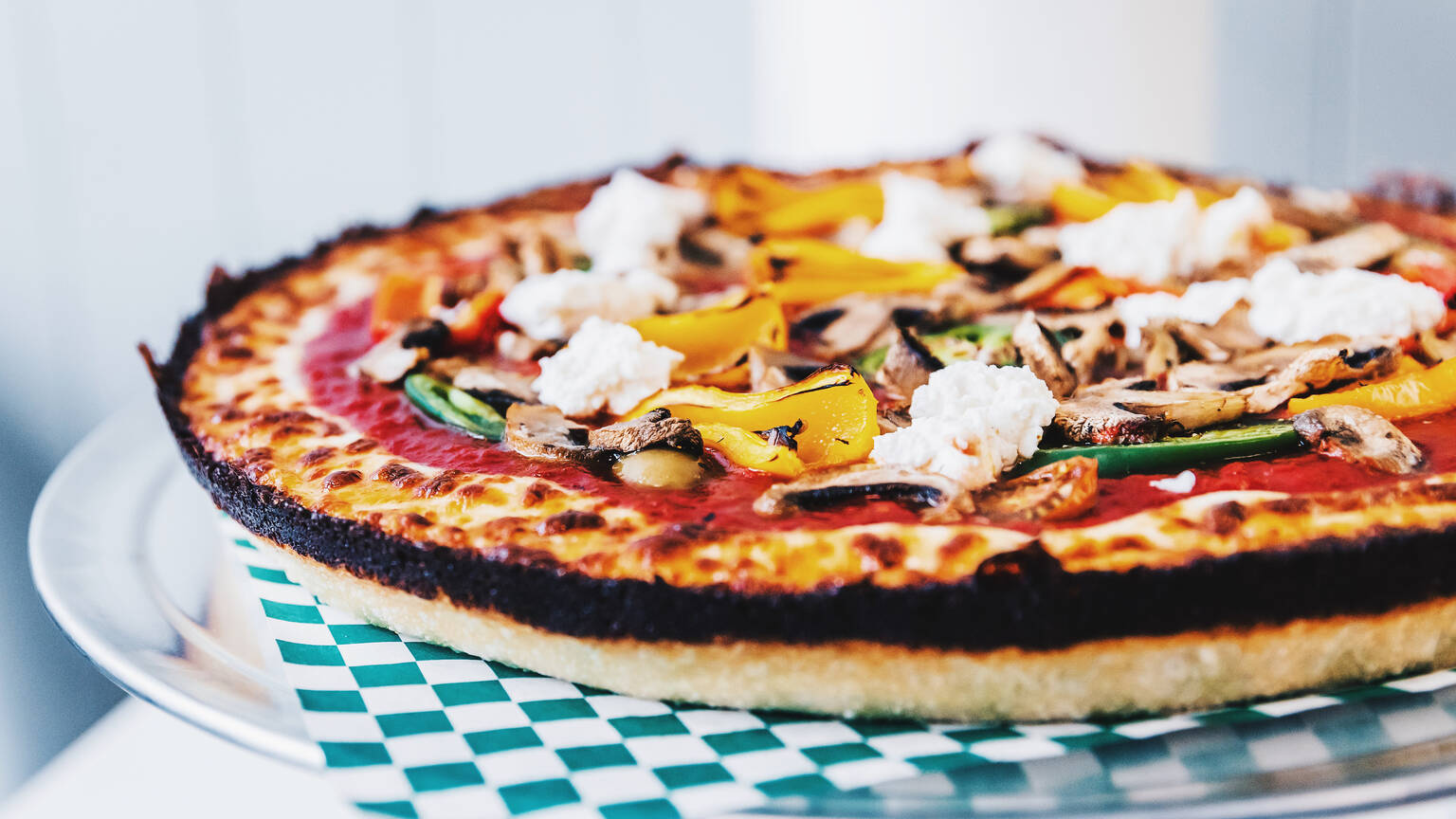 Milly's Pizza in the Pan | Restaurants in River West/West Town, Chicago
