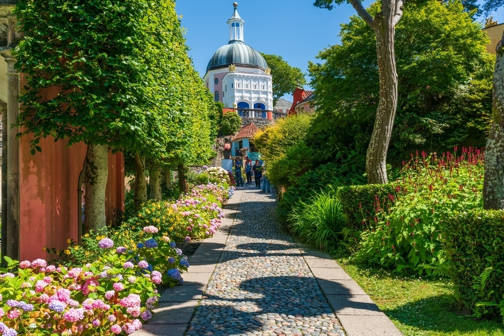 10 Amazing Honeymoon Destinations in the UK