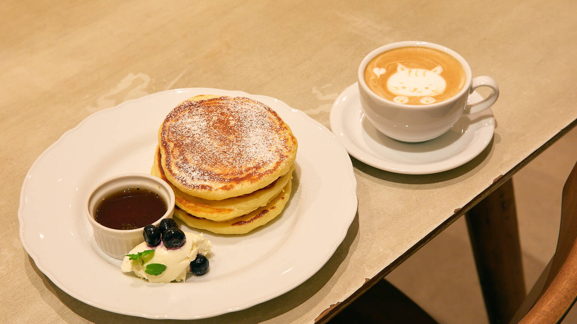 東京、図書館カフェ5選