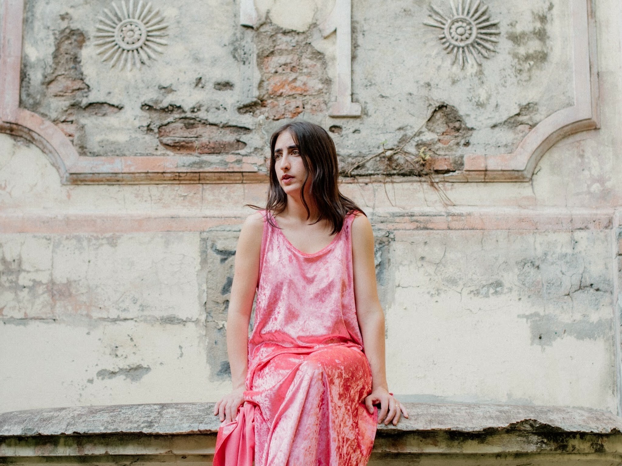 María Centeno, mujer, cantante y compositora mexicana.