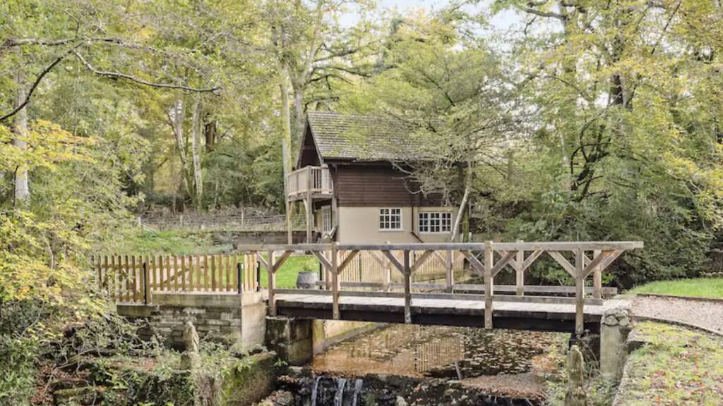 The 10 Best Airbnbs in the New Forest | Best Places to Stay in the New ...