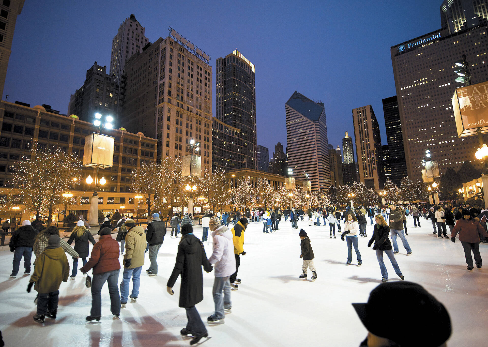 Ice Skating in Chicago: Best Ice Rinks