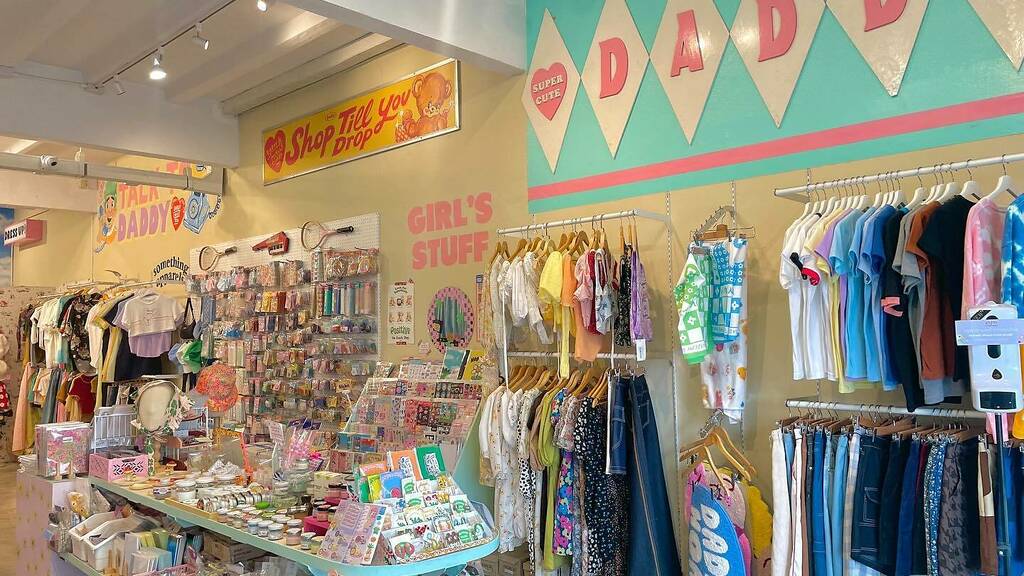 Daddy and the Muscle Academy | Shopping in Siam, Bangkok