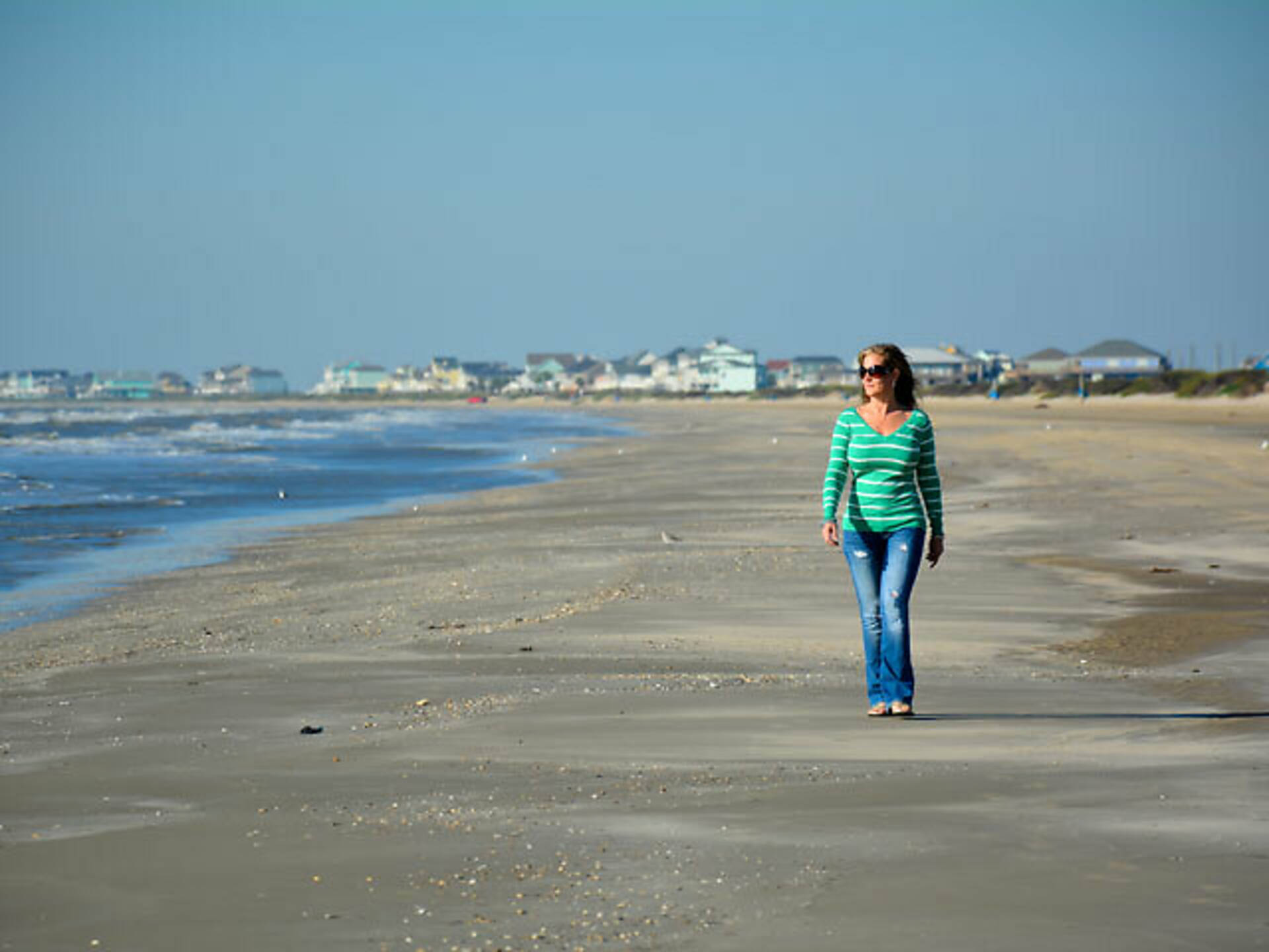 10 Best Beaches in Texas to Swim, Fish and Party