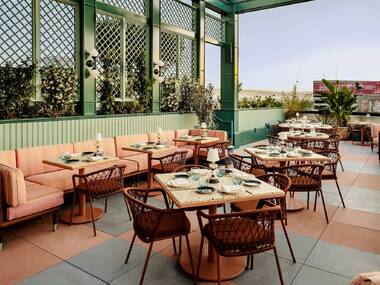 18 Best Rooftop Restaurants For Food as Good as the Views