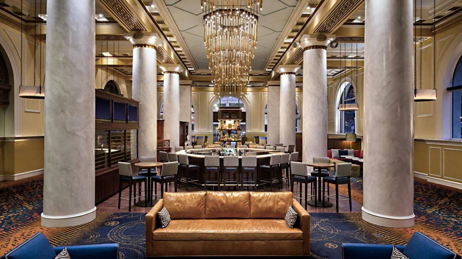 13 Best Hotels in Houston for 2025 - Budget to Luxe