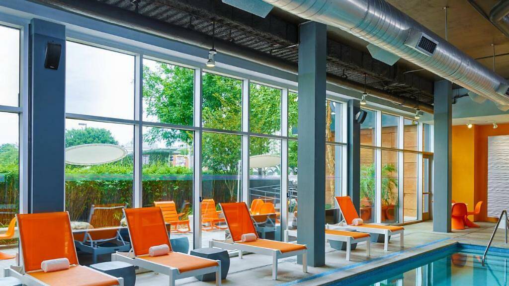 13 Best Hotels in Houston for 2025 - Budget to Luxe
