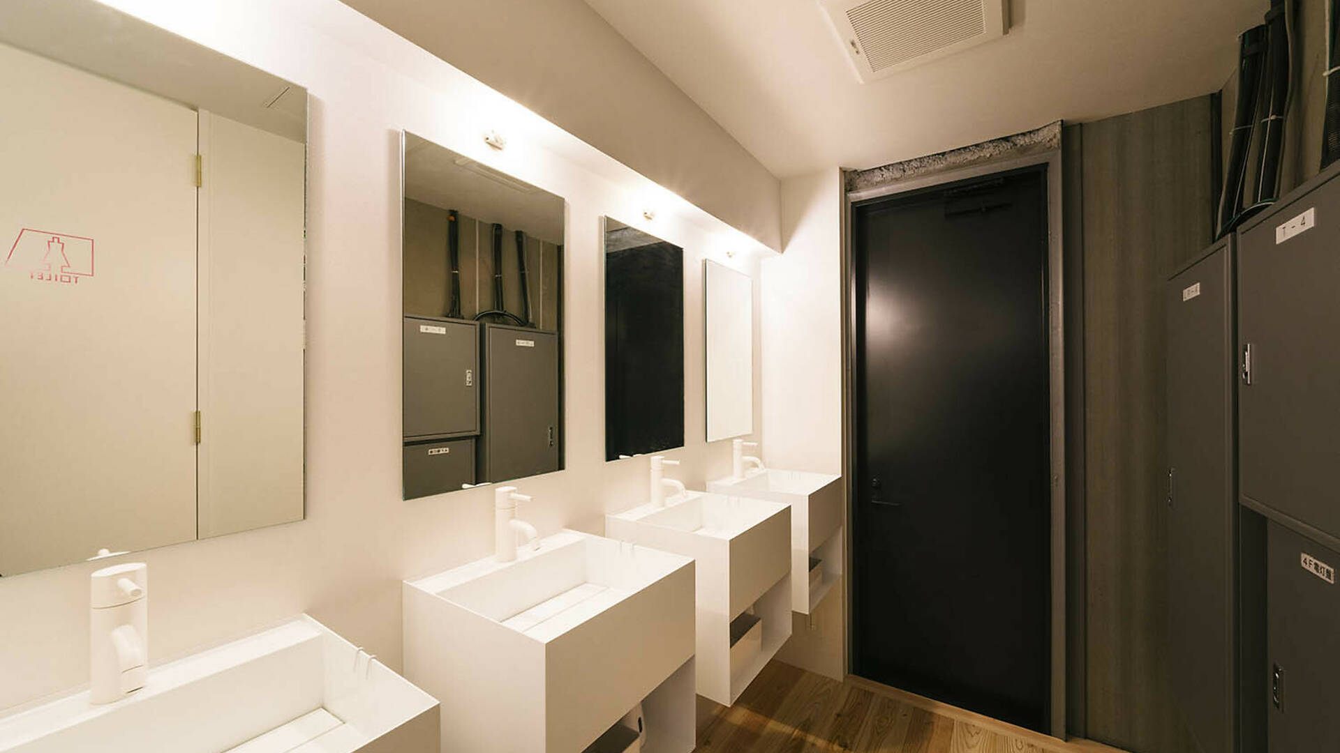 Manga Art Hotel | Hotels in Takebashi, Tokyo