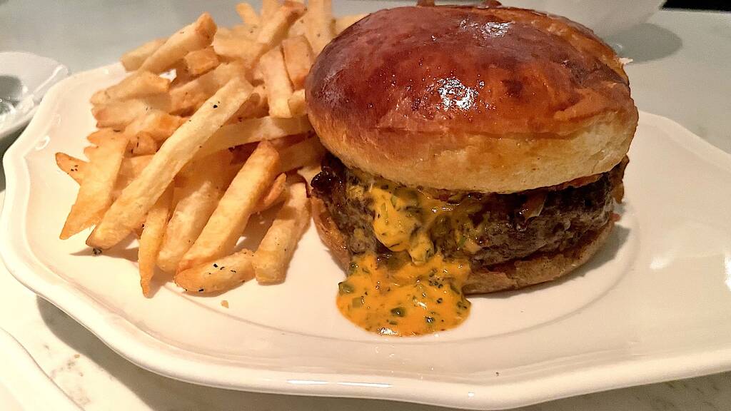 10 Best Secret Off-Menu Dishes in Los Angeles Worth Trying