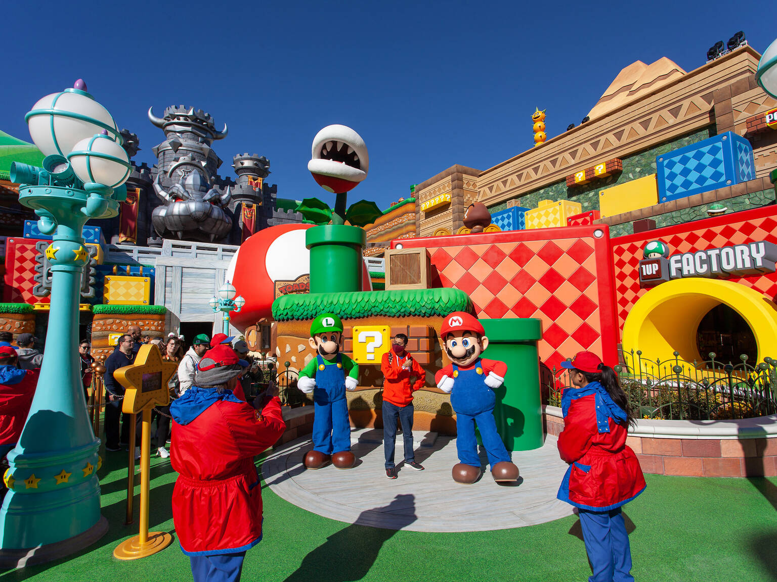 Super Nintendo World Hollywood: Ticket Prices, Reservations ...