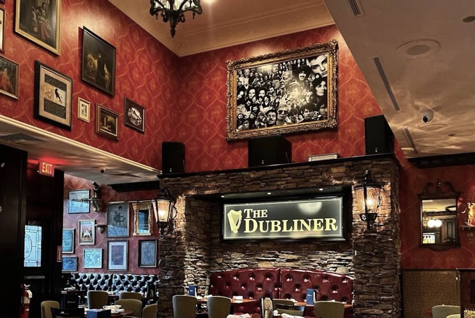 12 Best Irish Pubs in Boston For a Pint and Live Music