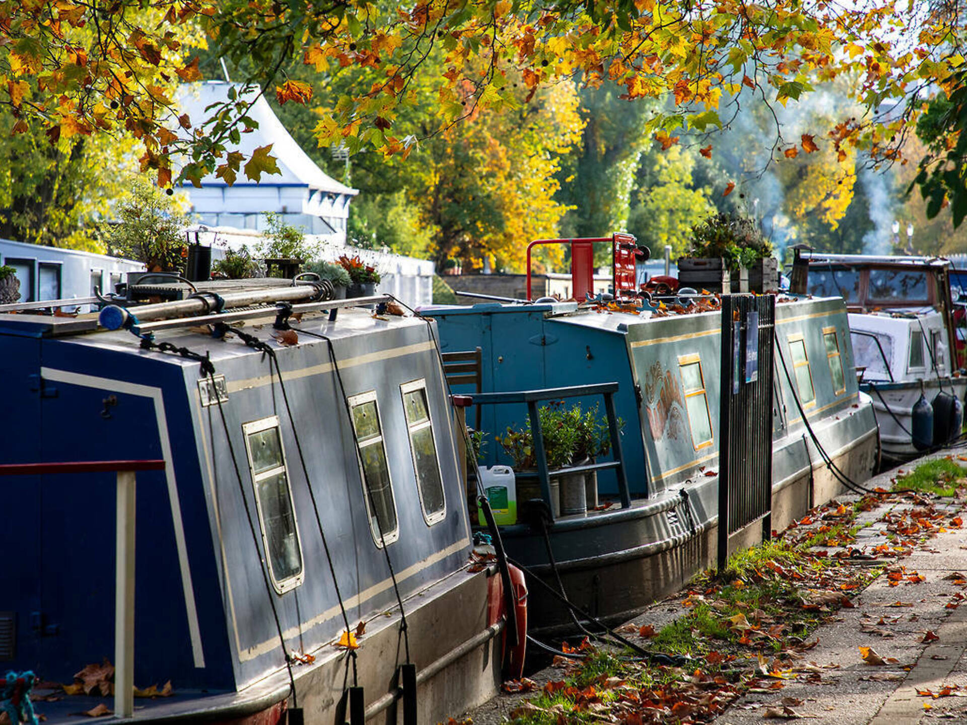 Really Pretty Walks Around London | 10 Pretty London Walking Routes