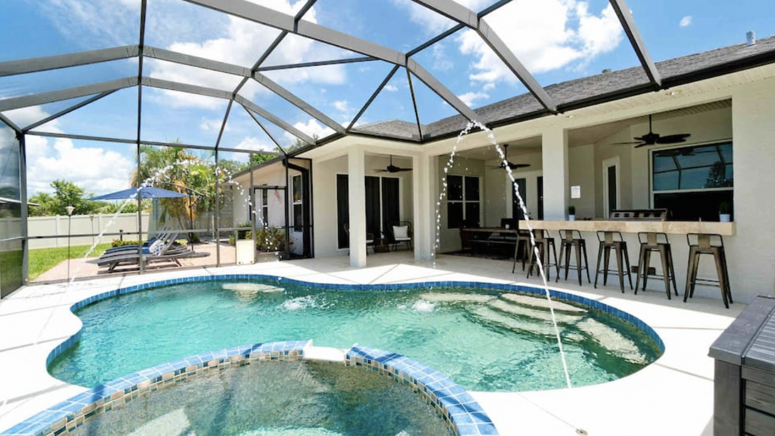 The 18 Best Airbnbs with Indoor Pools in the U.S.