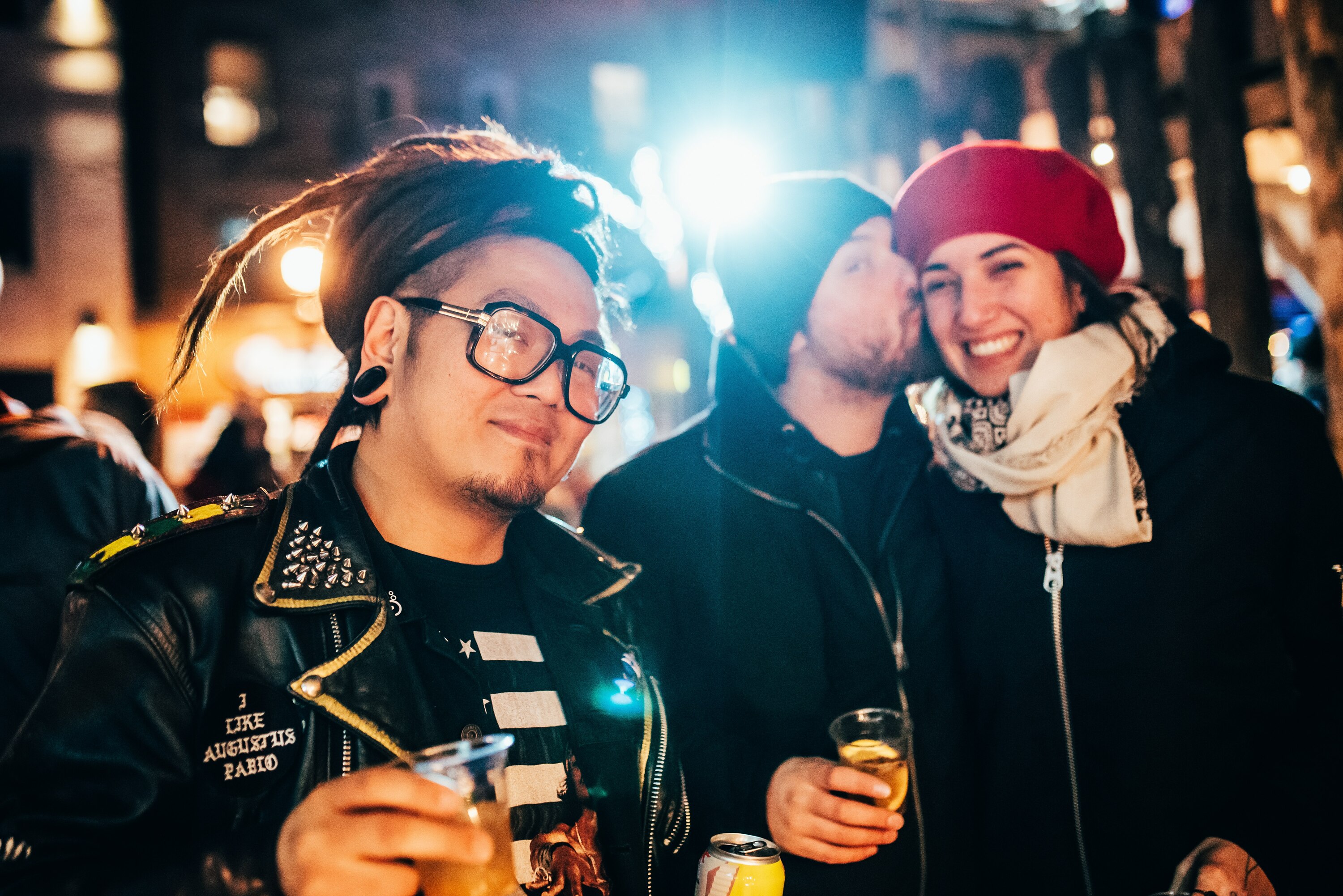 Voici 5 façons de rencontrer des gens à Montréal sans passer par Tinder