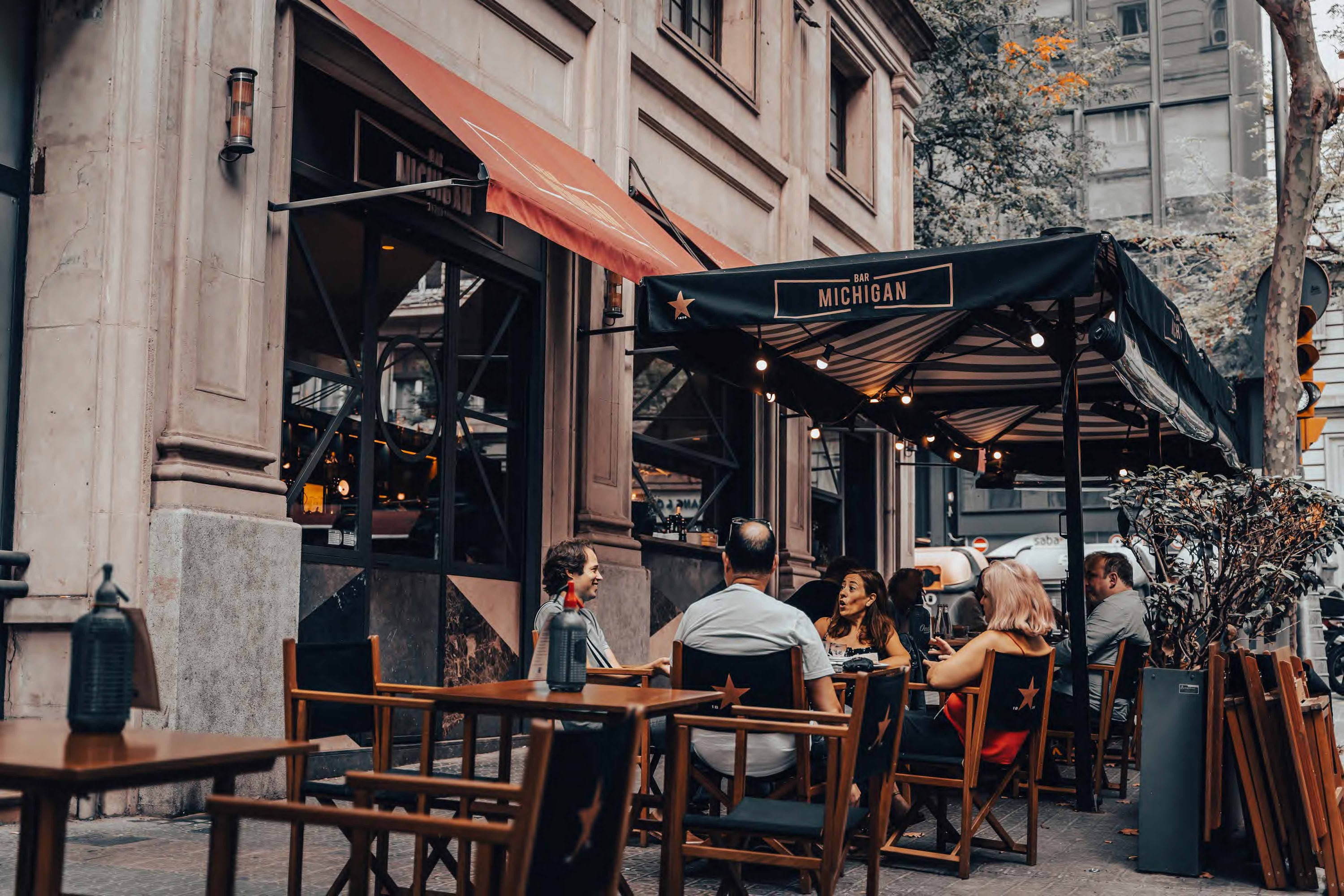 Bar Michigan