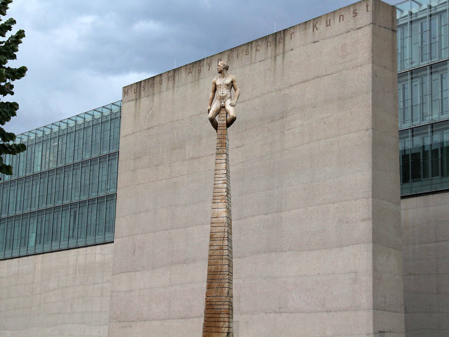 20 Perfect Travel Tips for First-Time Visitors to Munich