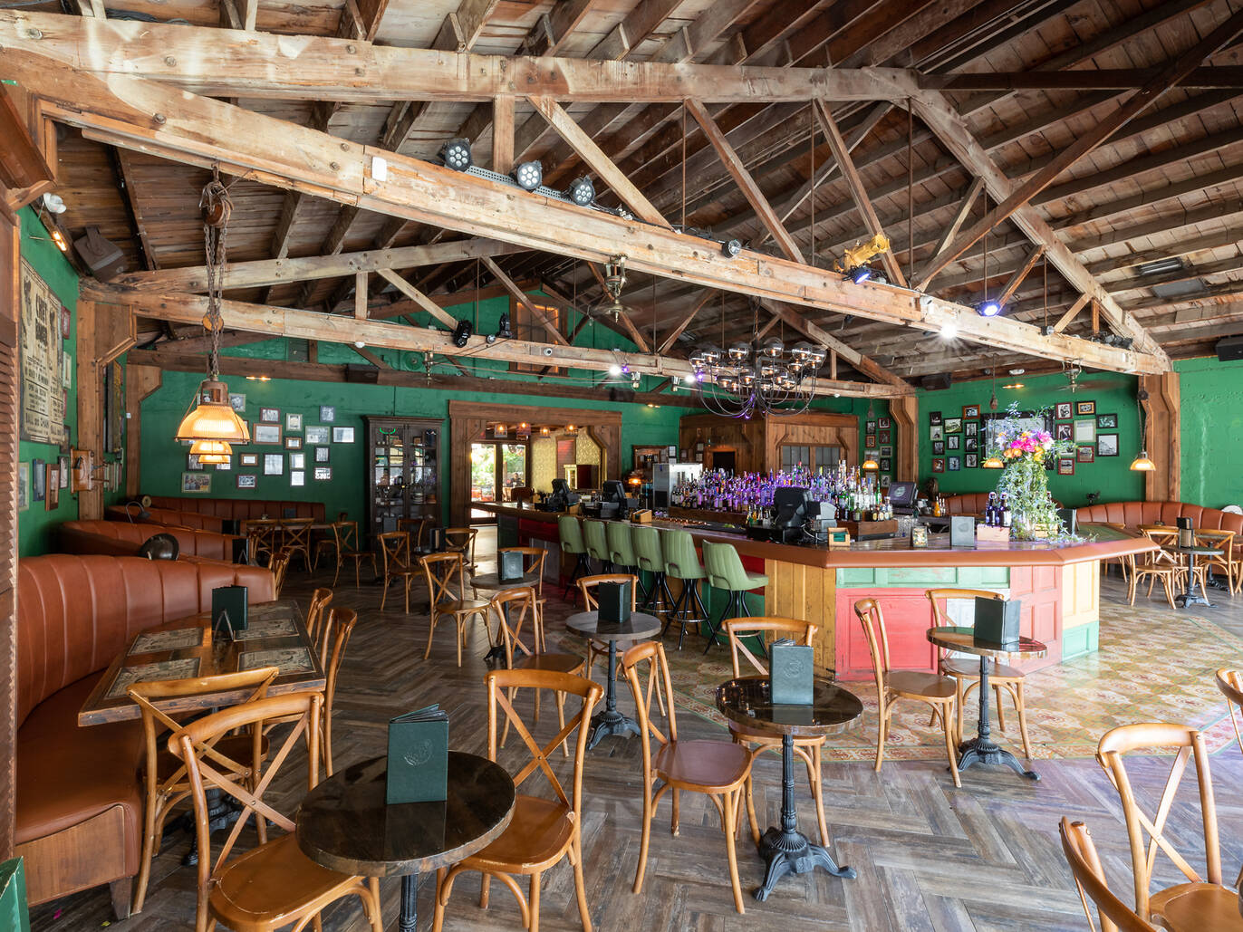 18 Unique Birthday Ideas in Miami—From Boozy Brunches to Boat Parties