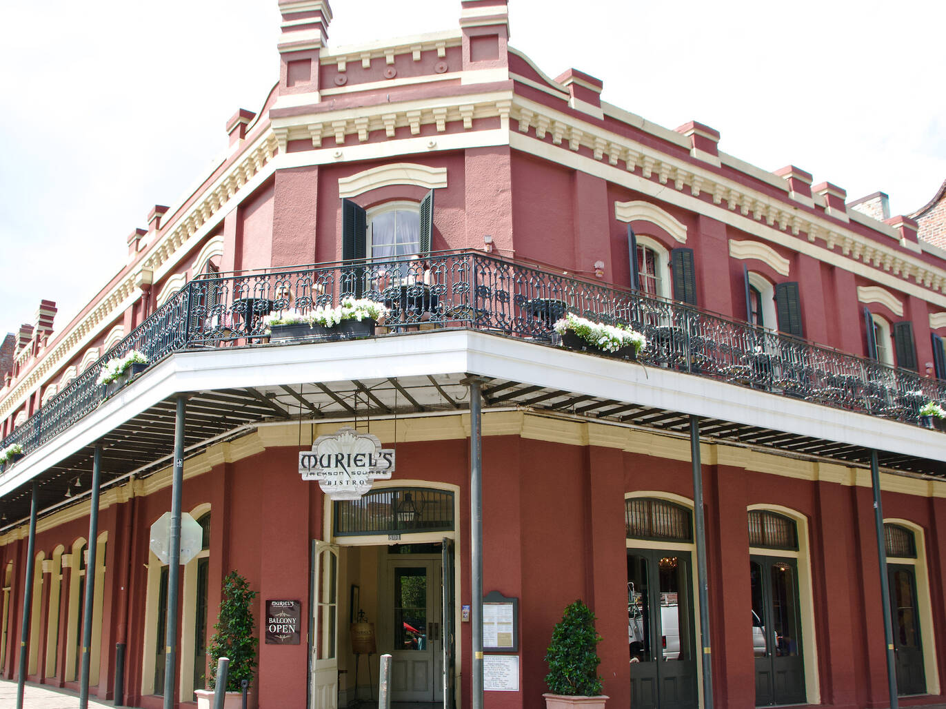 The 23 Best Restaurants in the French Quarter (2025)