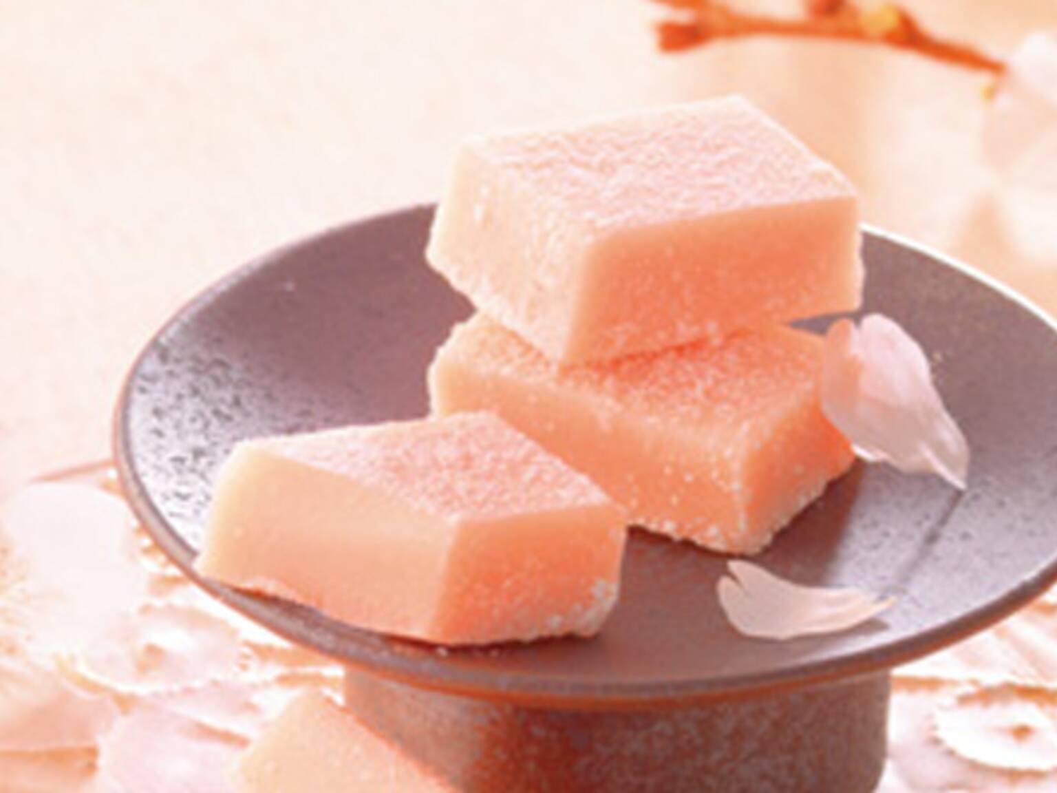17 cherry blossom desserts and drinks to try in Tokyo