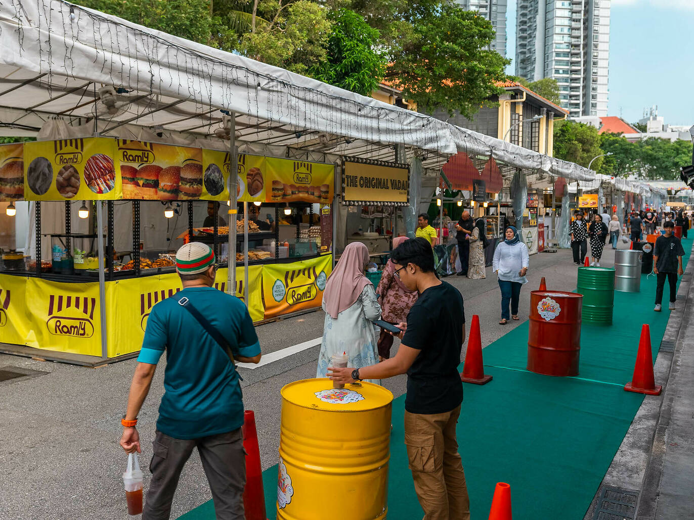 Guide to Raikan Cahaya Ramadan 2023: what to eat and drink
