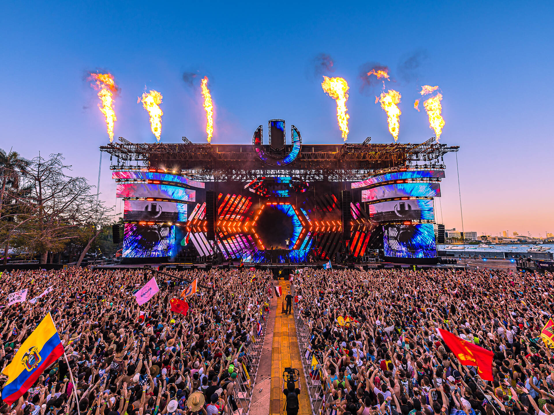 Ultra Music Festival 2025 full lineup, set times, schedule and tickets info