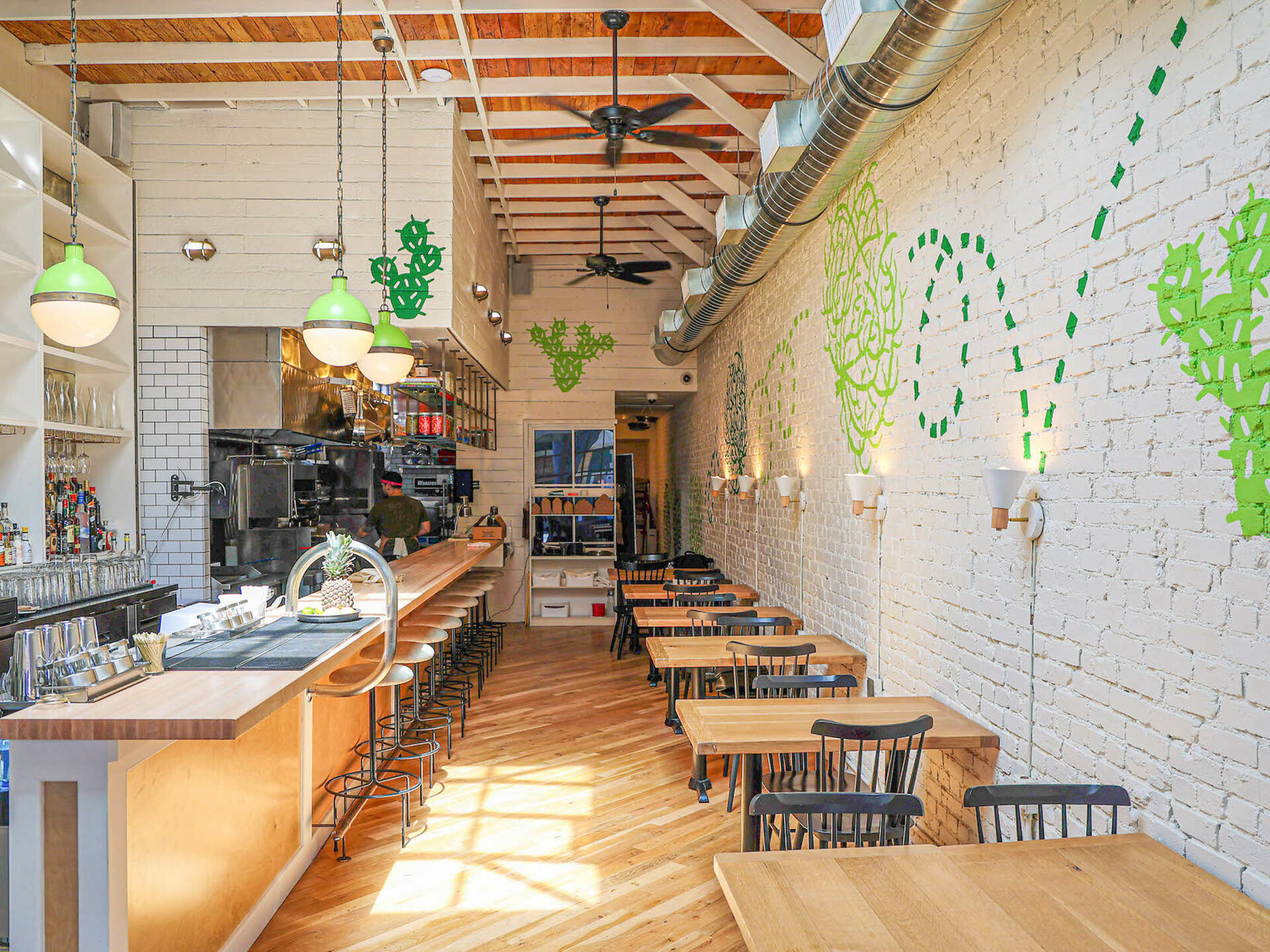 The 10 Best Bars in Santa Monica, Ranked
