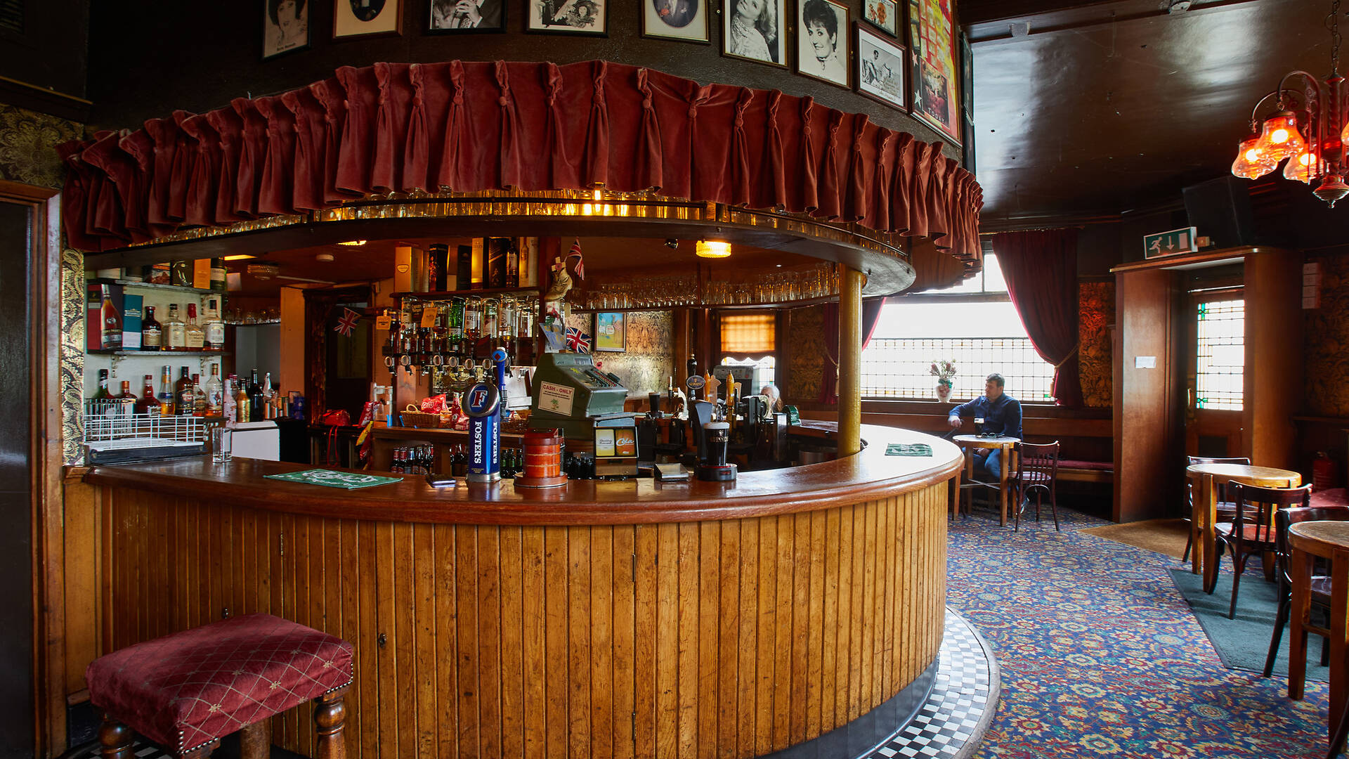 Palm Tree | Bars and pubs in Mile End, London