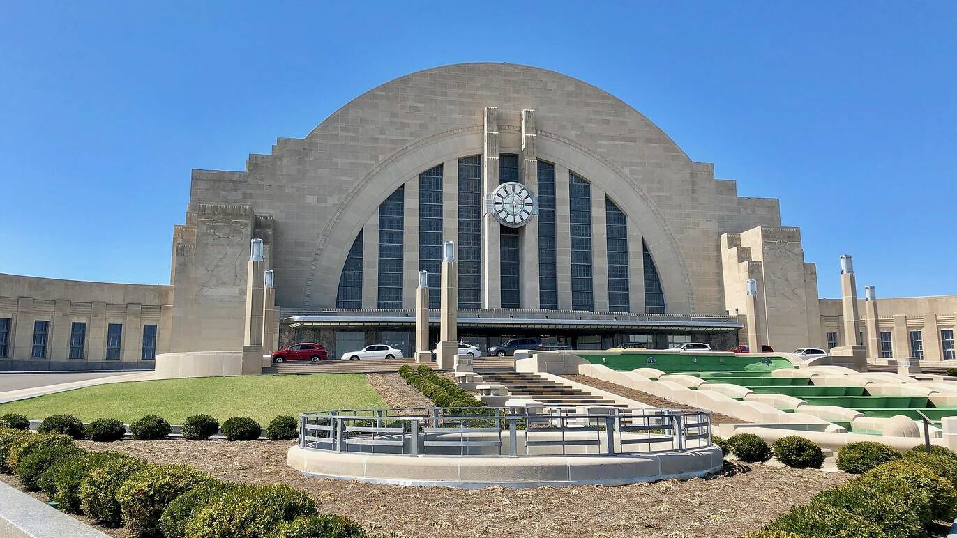 22 Beautiful Train Stations in the U.S. to Visit Right Now
