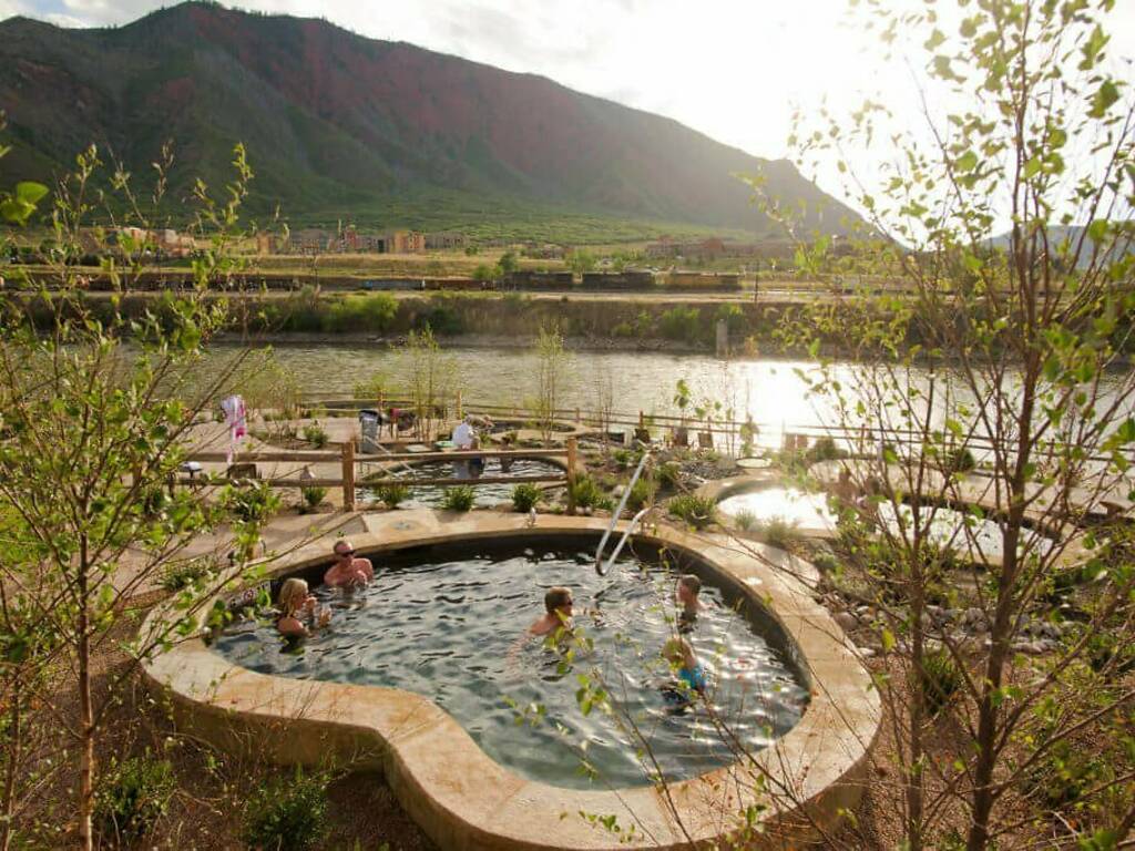 13 Best Natural Hot Springs In the US to Relax and Unwind
