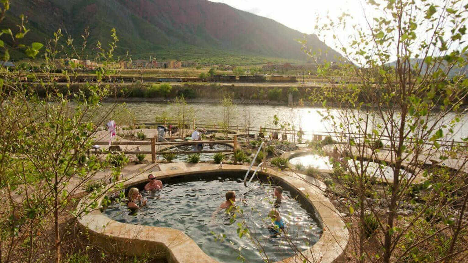 13 Best Natural Hot Springs In the US to Relax and Unwind