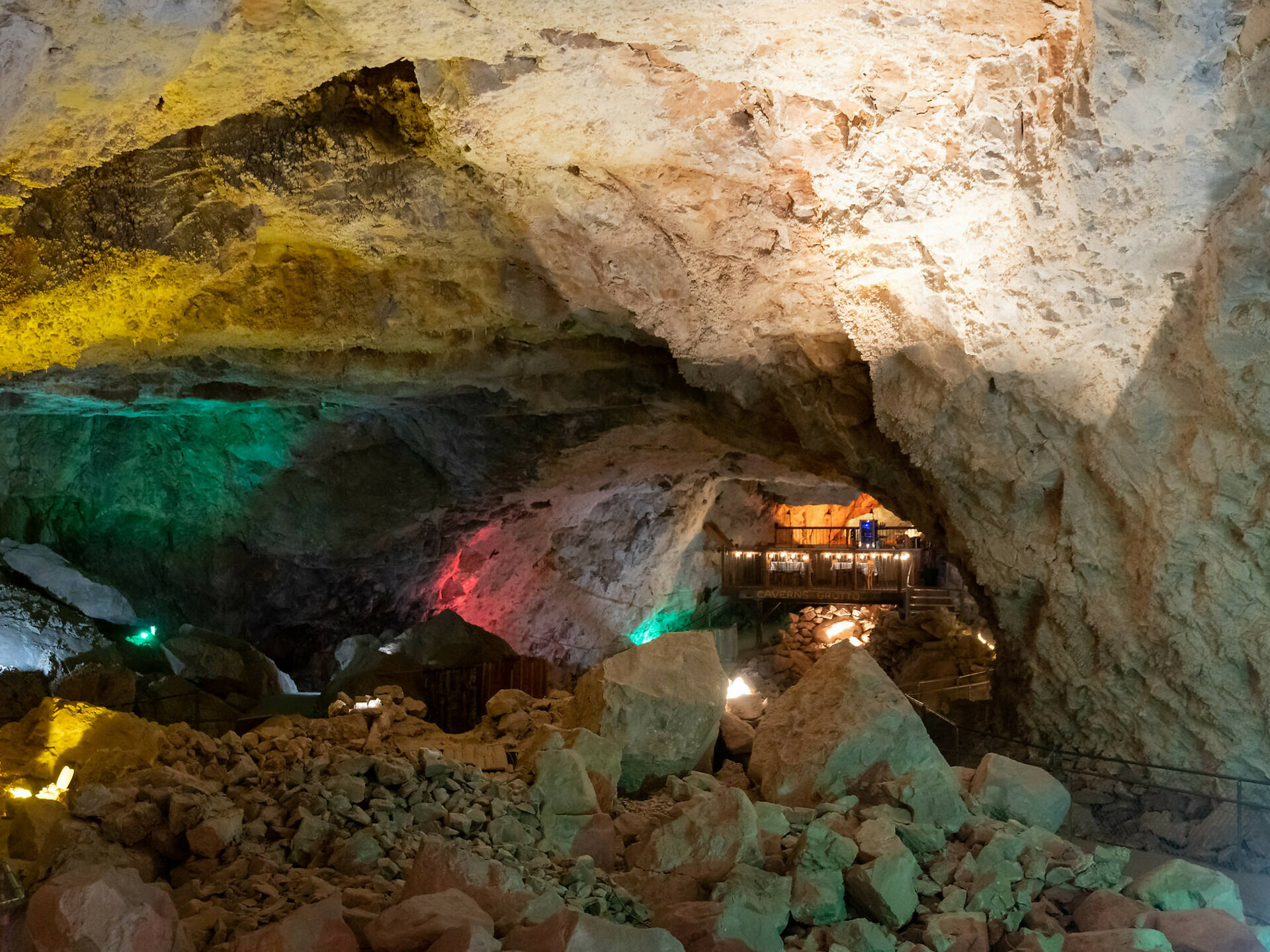 17 Best Secret Restaurants in the U.S. and Canada