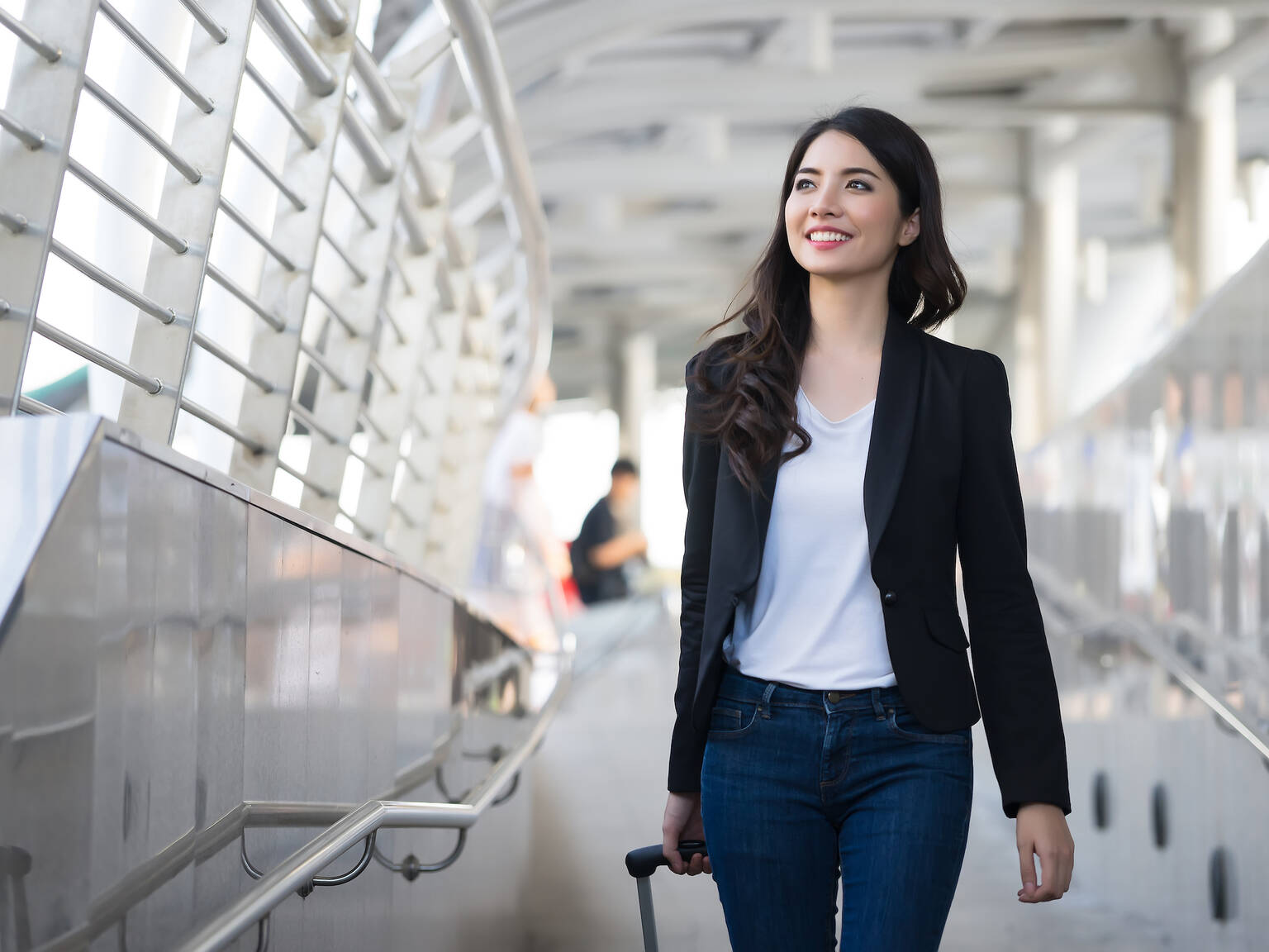 How To Travel For Free In The US: 13 Tips & Tricks