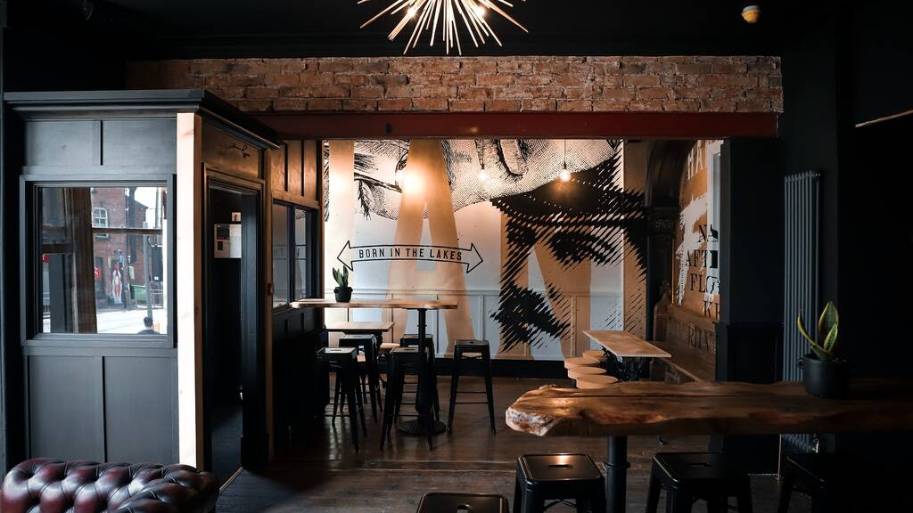 12 Best Pubs in Leeds to Get the Pints in