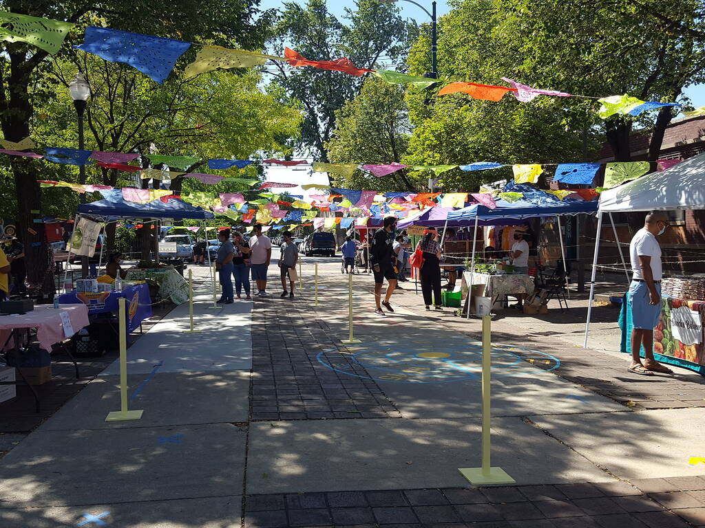 23 Best Farmers Markets in Chicago to Explore