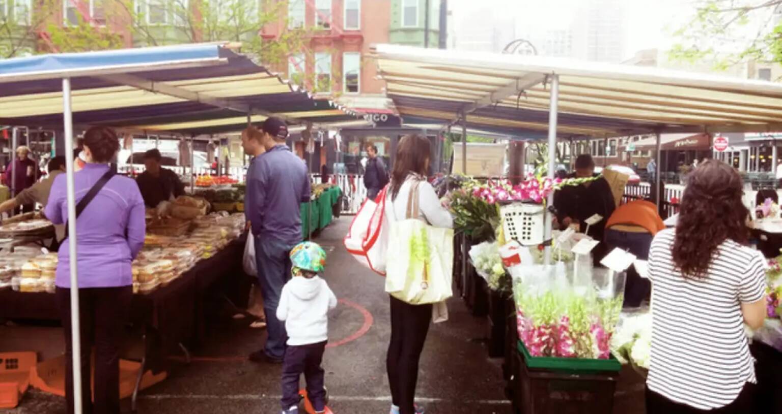 23 Best Farmers Markets in Chicago to Explore