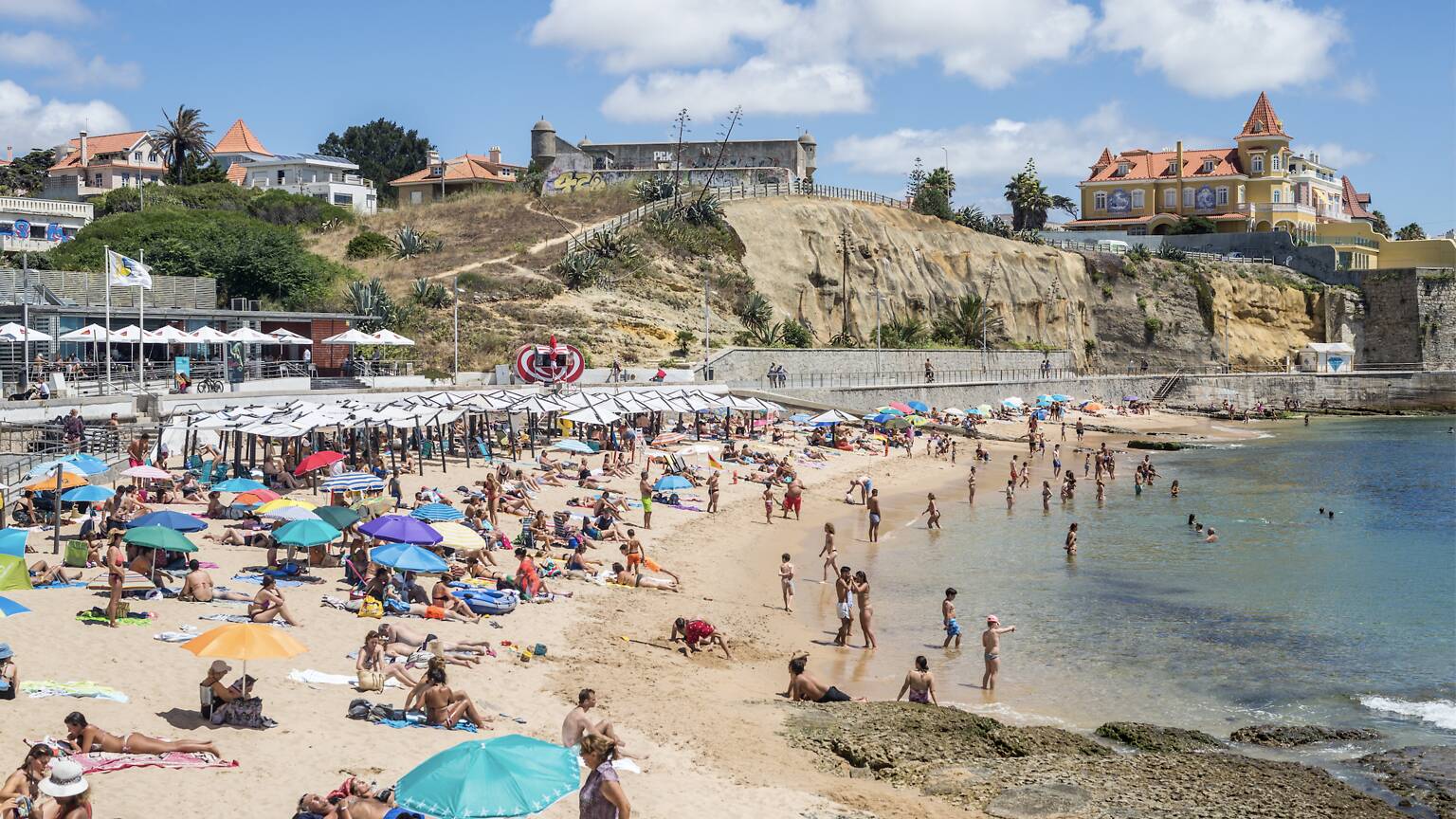 The Best Beaches Along the Cascais Coast for a Dip This Summer