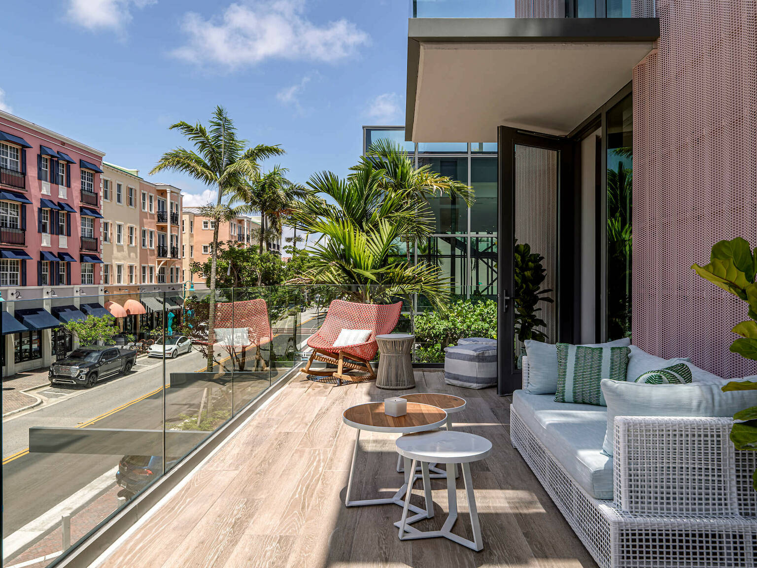 10 Best Affordable Luxury Vacations for Budget Travel