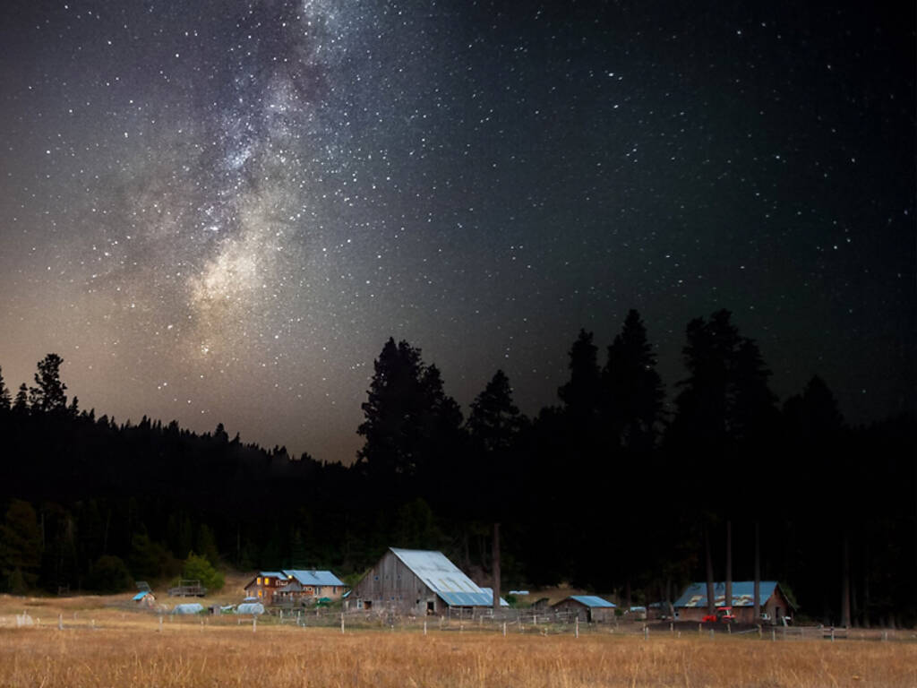 17 Best Farm Stays in the United States | Farm Vacations