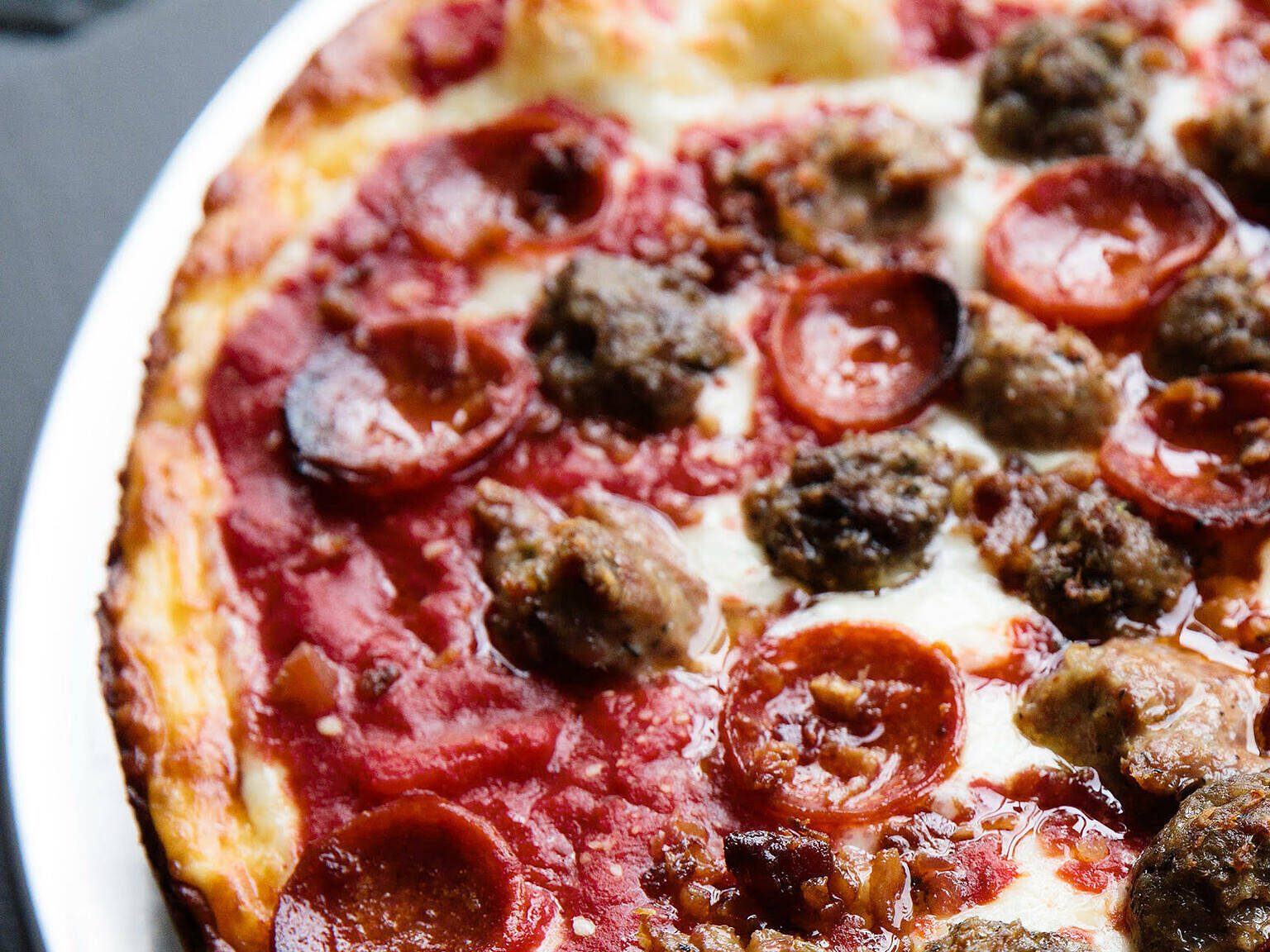 25 Best Deep Dish Pizzas in Chicago for Giant, Cheesy Slices