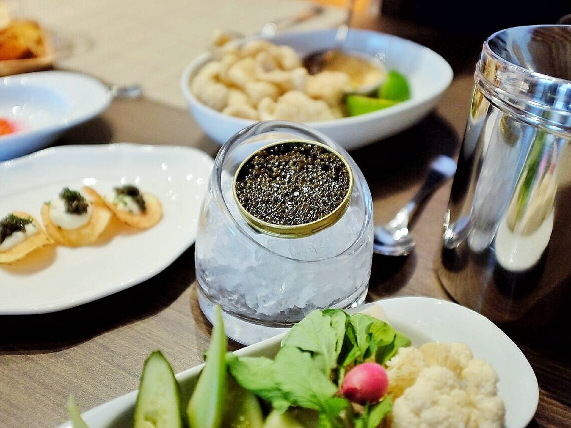 15 Best Restaurants for Christmas Eve and Day Dinners in Chicago