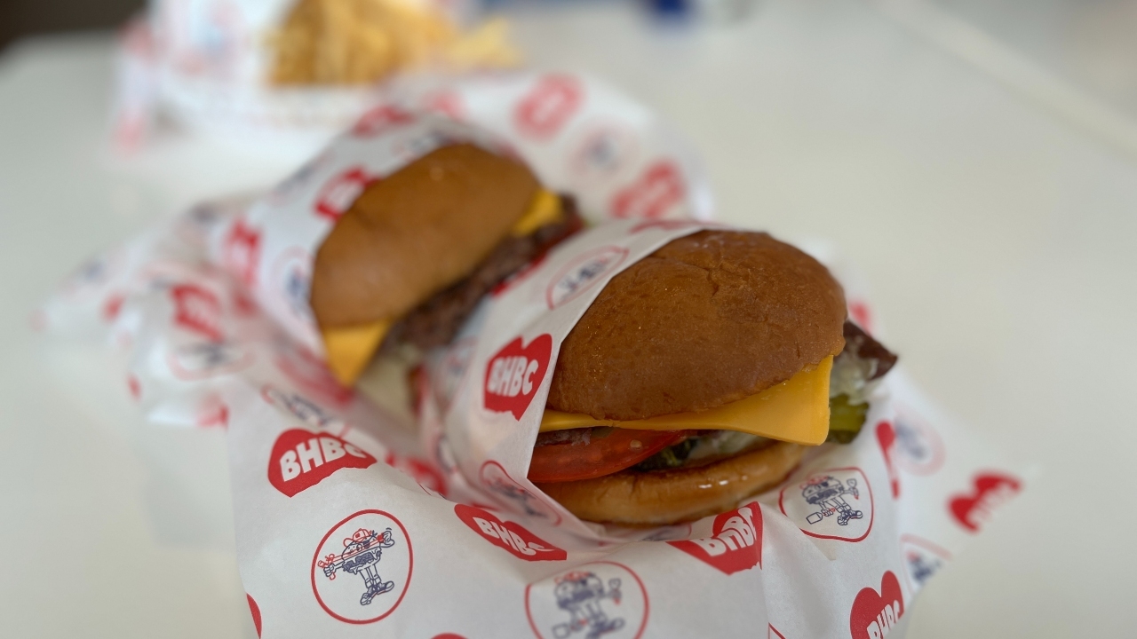 Broken Hearts Burger Club | Restaurants in Morningside - Seven Hills ...